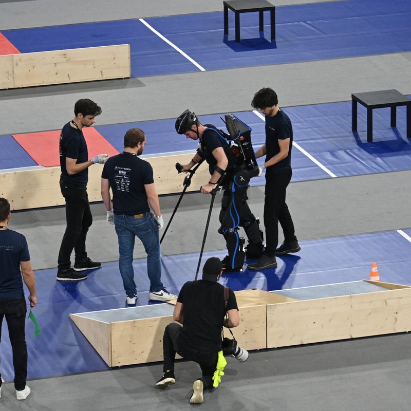 High-tech systems & materials